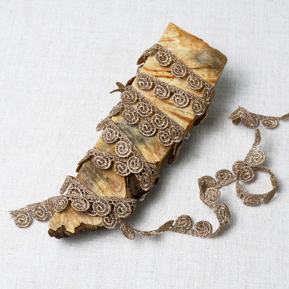 Lace Trim – Embellish Trims