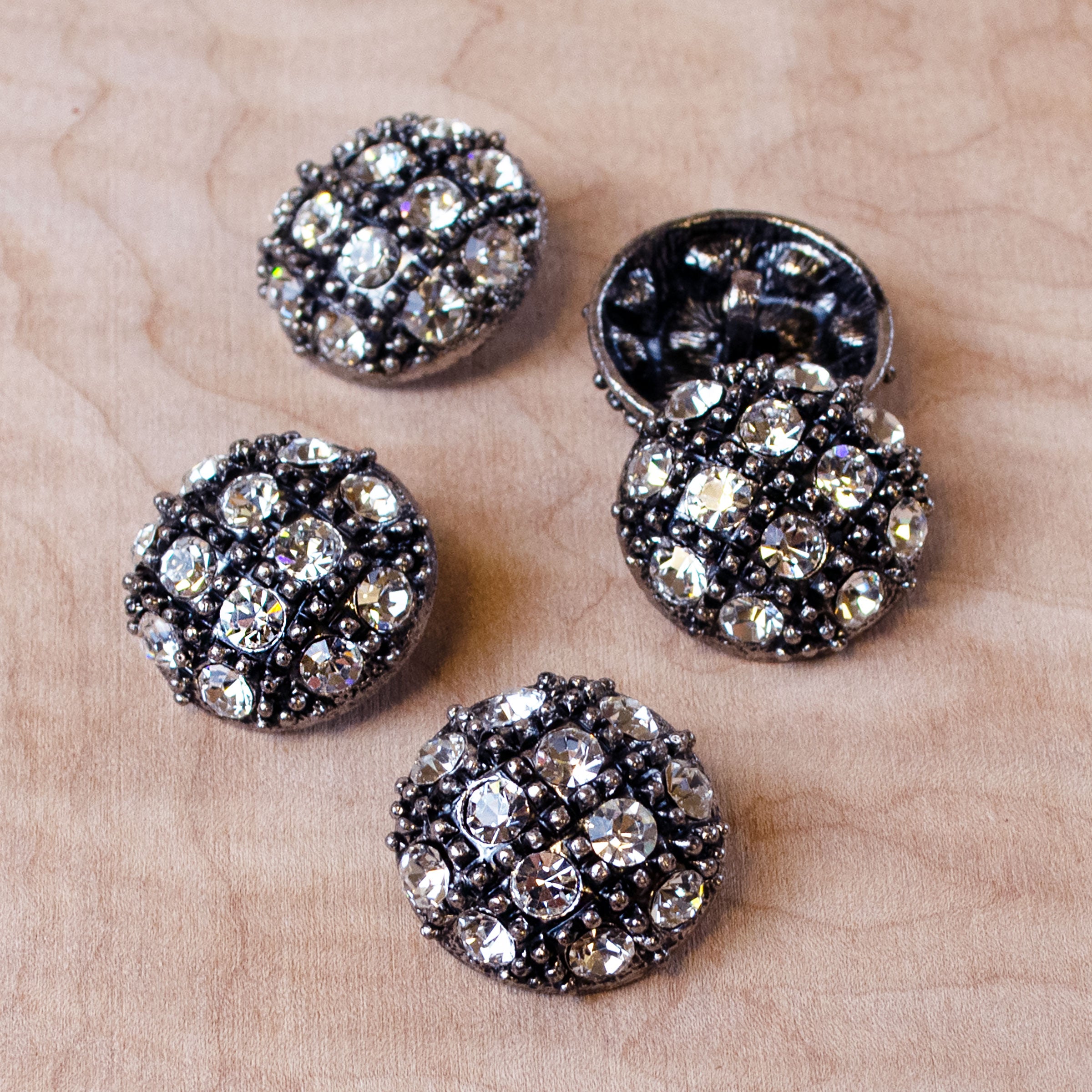 Button + Buckle – Embellish Trims