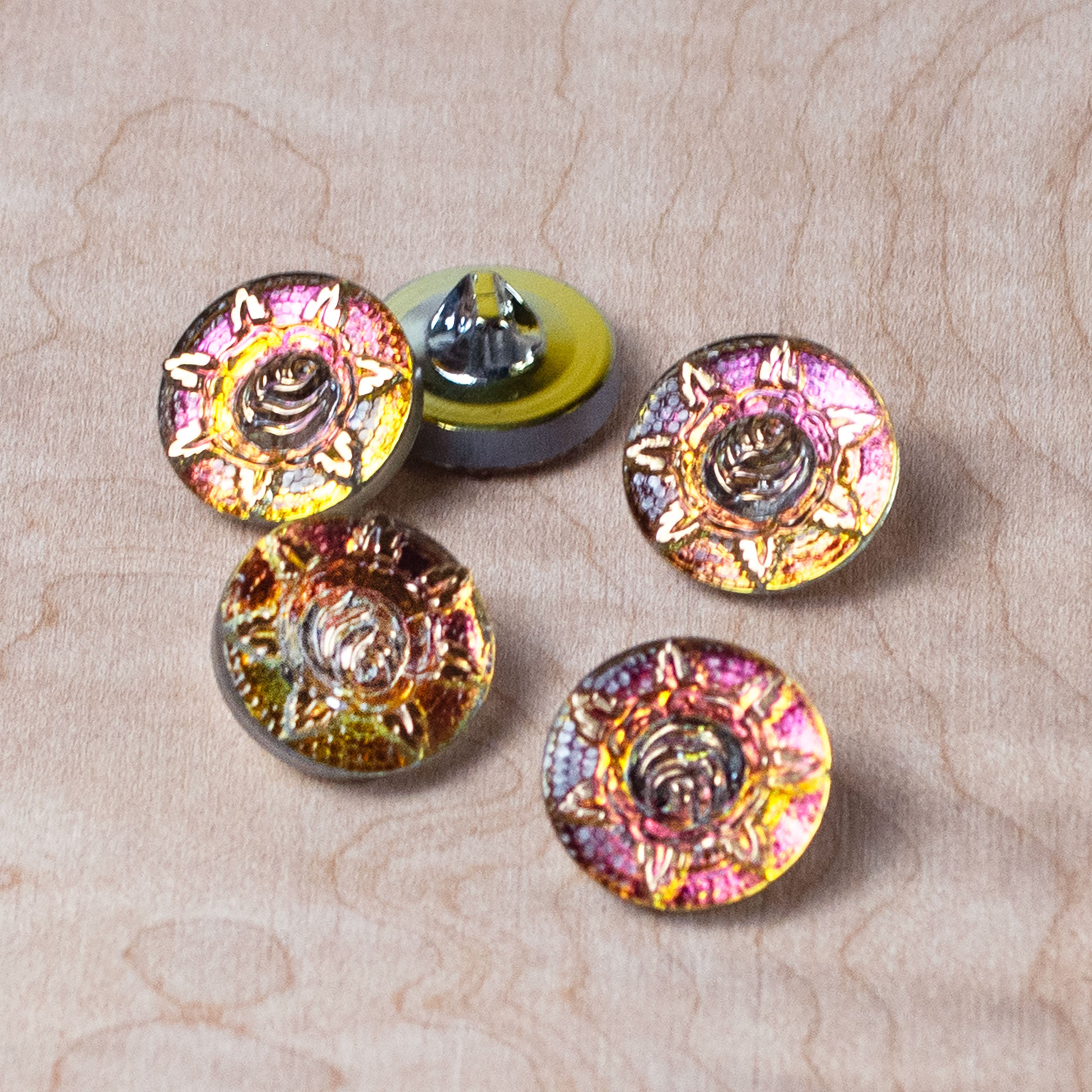 Button + Buckle – Embellish Trims