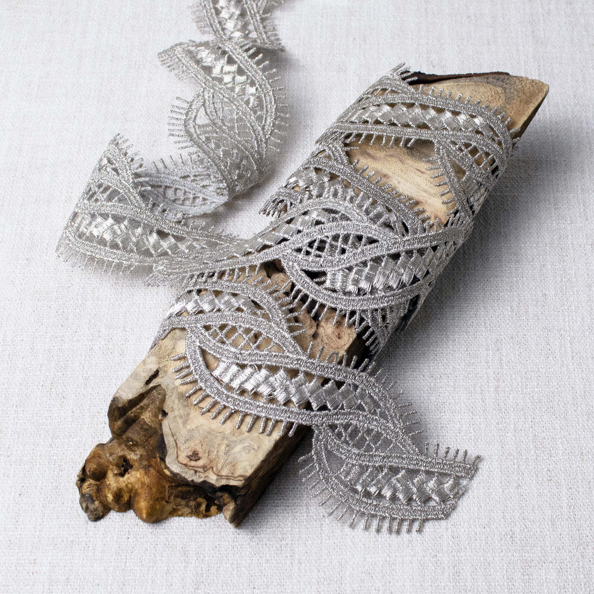 Pewter Helix Lace – Embellish Trims