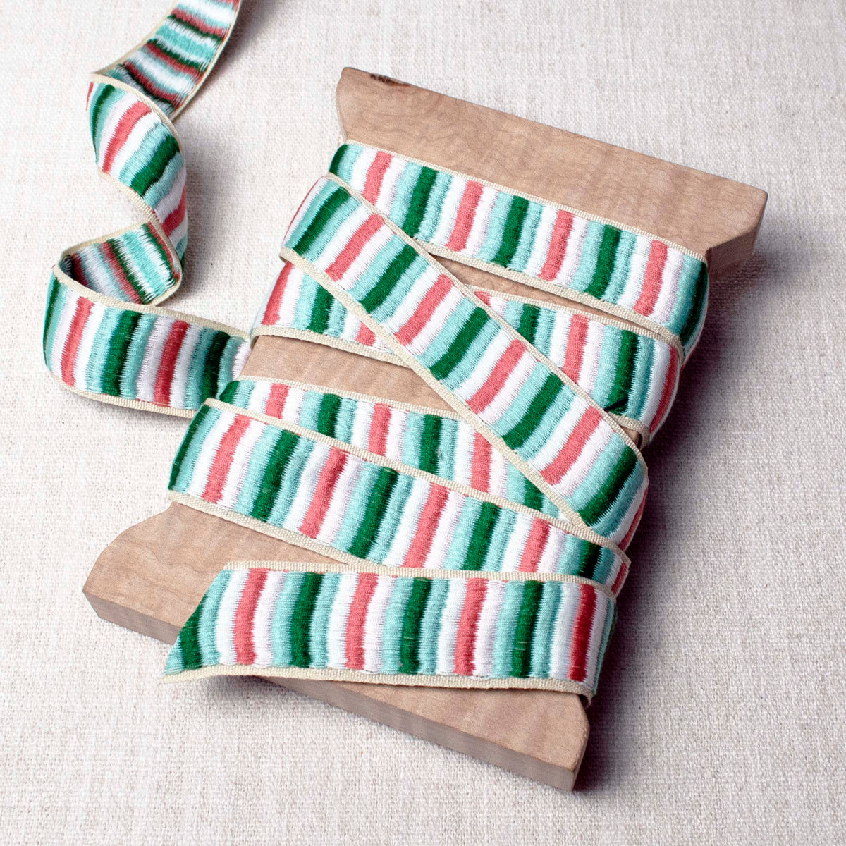 Fabric Trim – Embellish Trims