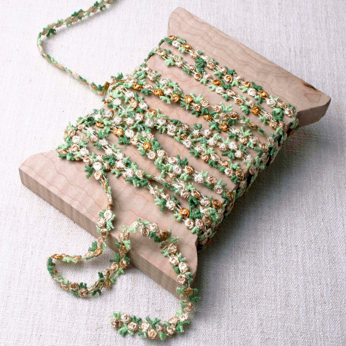 Meadow Blooms Trim in Sand – Embellish Trims